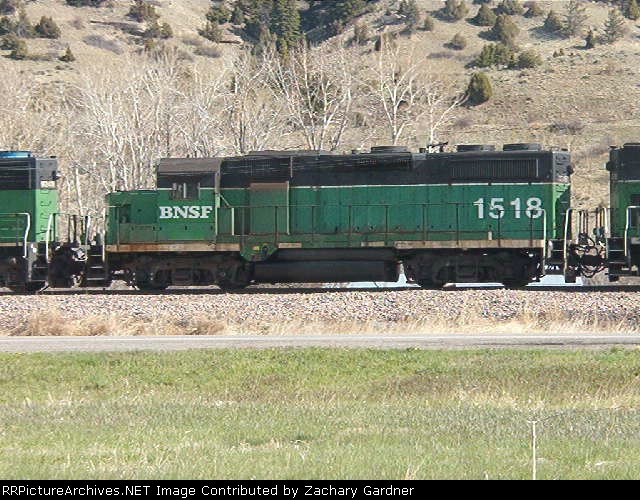 BNSF 1518
